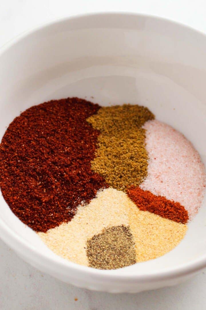 Chili Seasoning Mix - homemade seasoning recipe - Make It Skinny Please