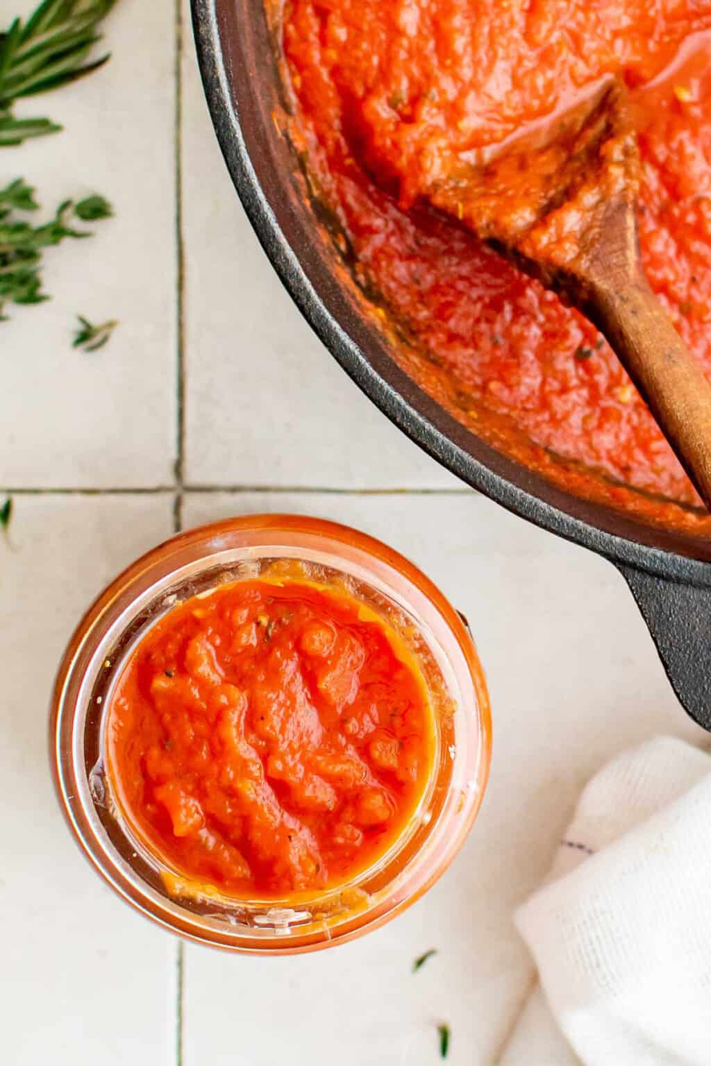 Easy Homemade Marinara Sauce recipe - Make It Skinny Please